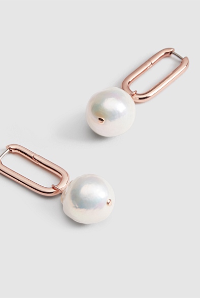 Rose Gold Baroque Pearl Link Earring - Women's Earrings | Witchery